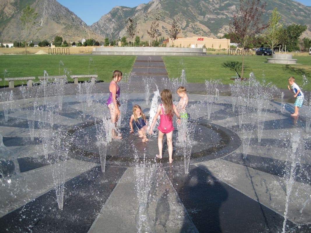 Commercial Splash Pad Installation in Utah | Sapphire Fountains ...